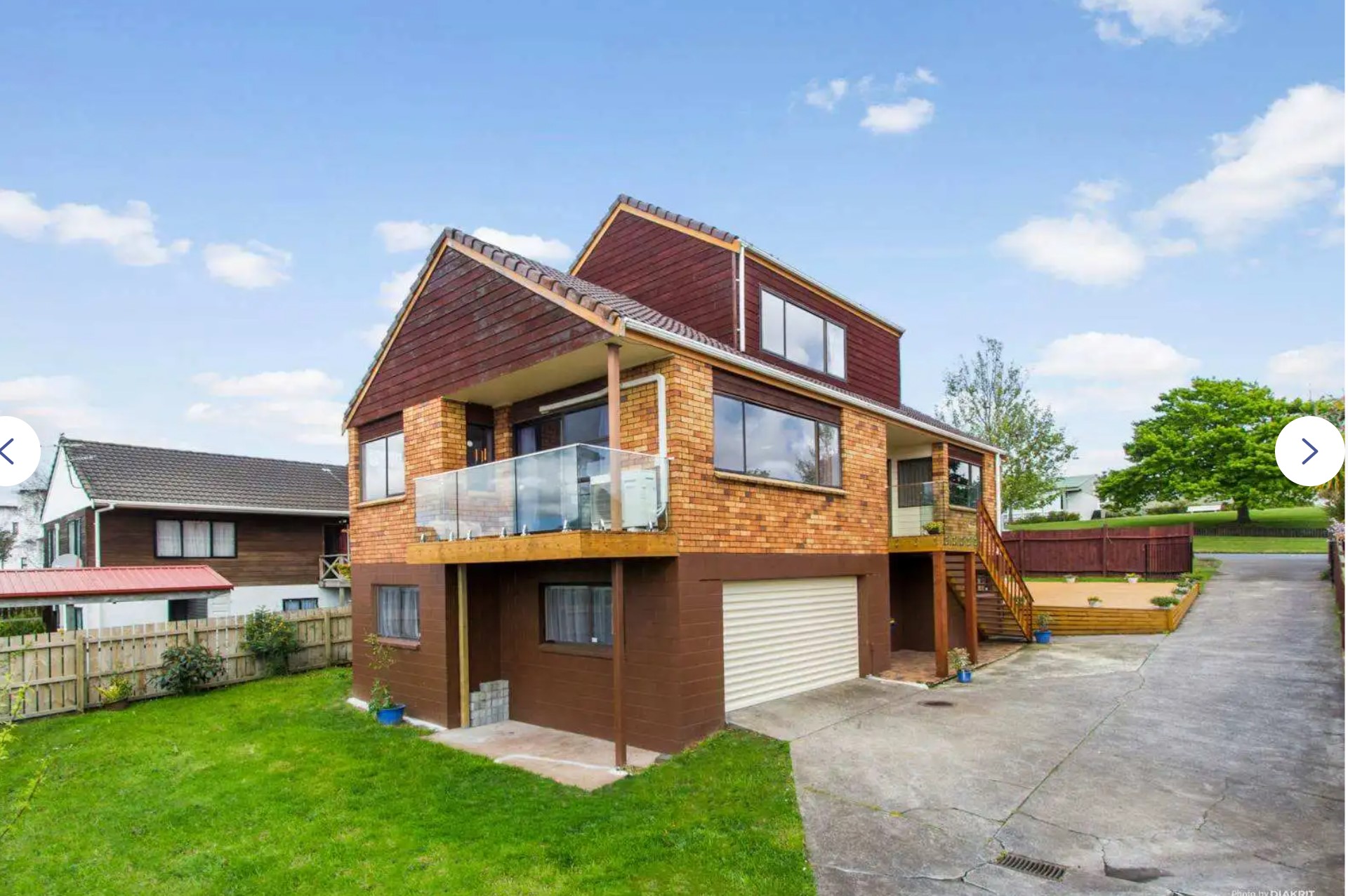 Clean gutters on three story house | NoCowboys